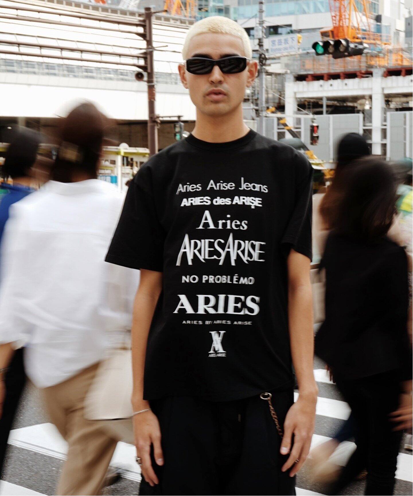 Proposing street culture ️luxury Aries | Street Buzz Japan
